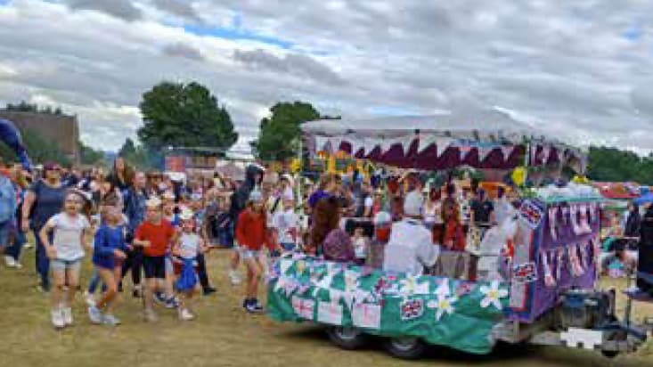 Hale Carnival sees fireworks, maypole dancing and paw shaking ...