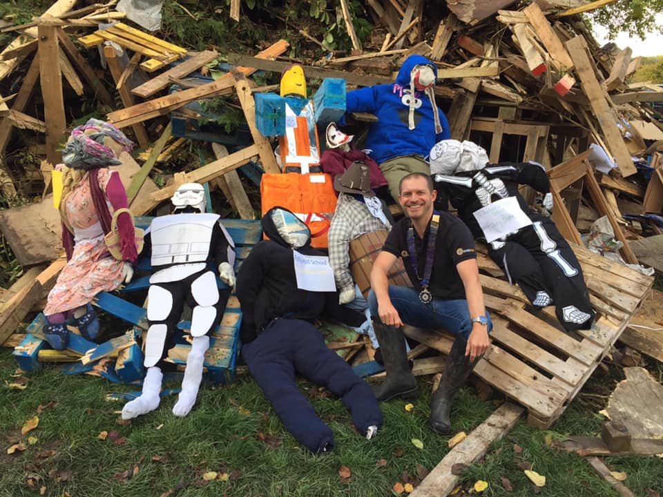 Fifty for Fawkes: Earn £50 for your group by entering a Guy at Farnham ...