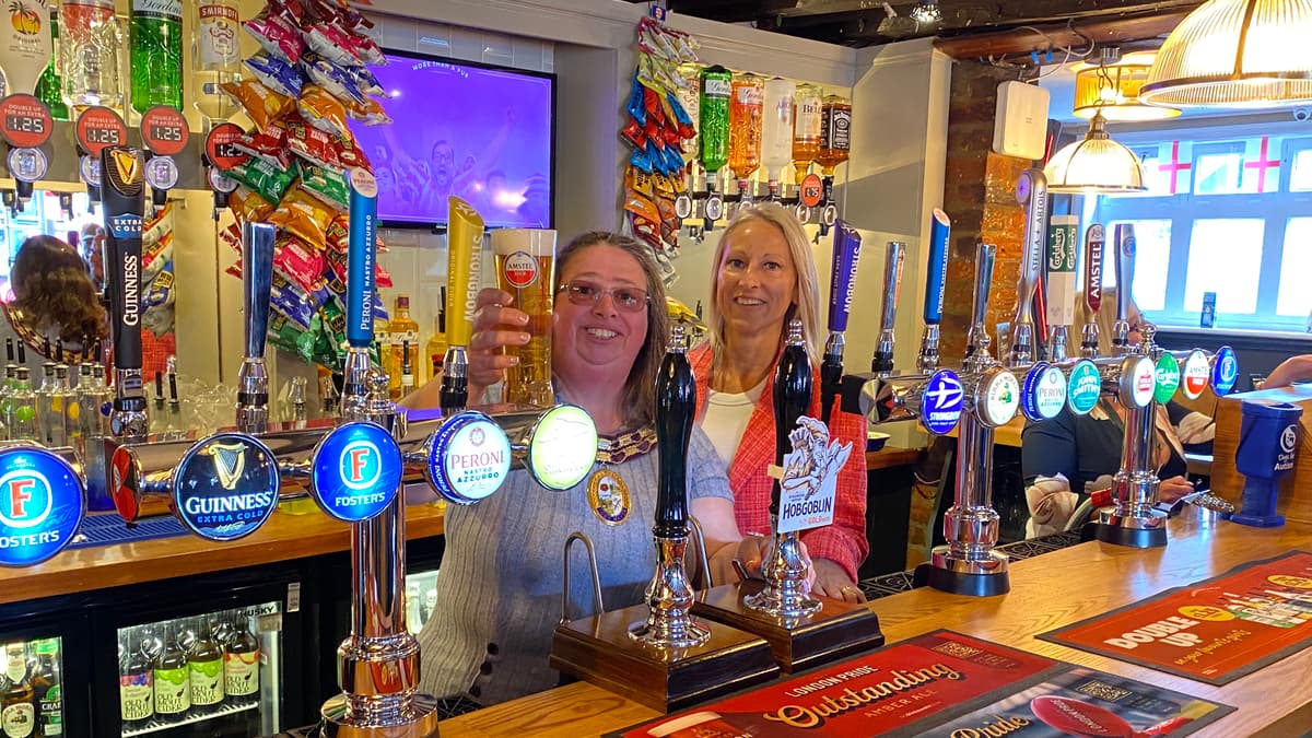 Three cheers as historic Alton pub gets goal-den makeover | altonherald.com
