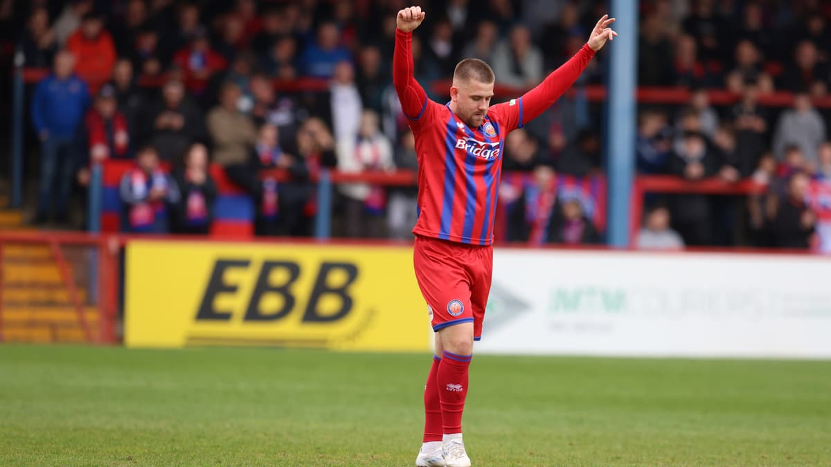 WATCH: Shots midfielder Barrett positive ahead of Wembley final | altonherald.com