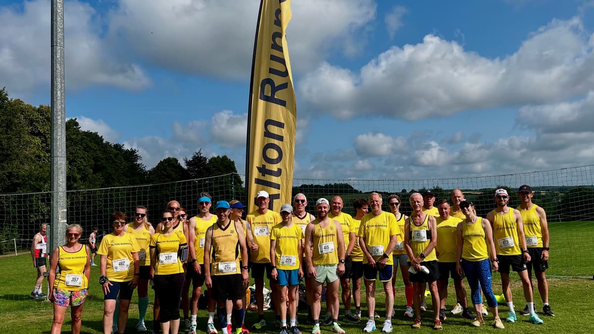 Strong showing from Alton Runners in Rotary 10K race around Alresford ...