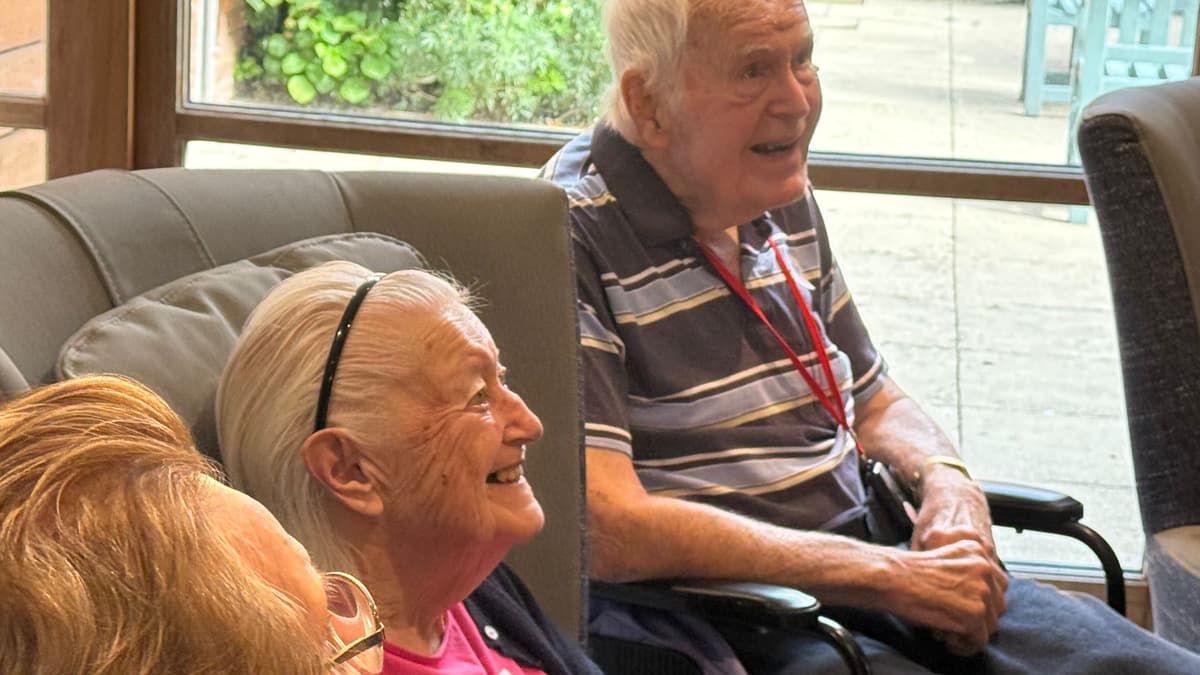 Music project brings Farnham pupils and care home residents together ...